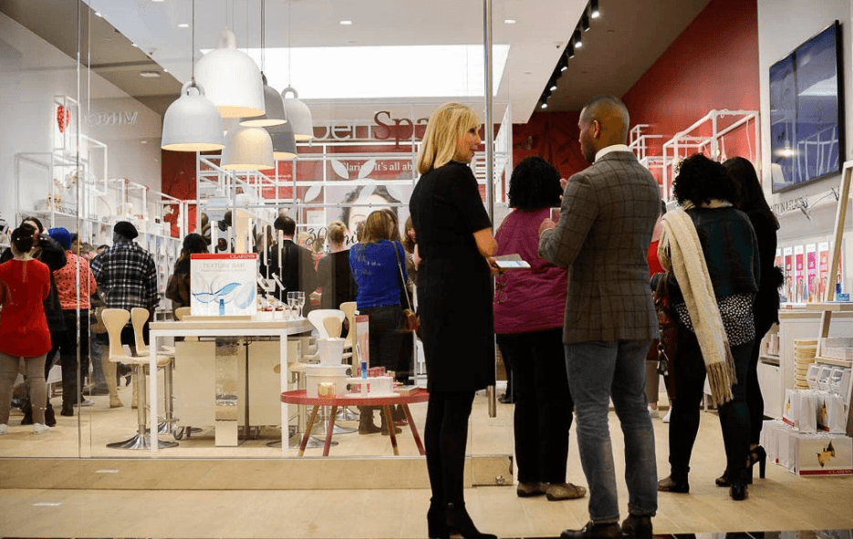 Clarins First US Stand Alone Store - Design4Retail‎