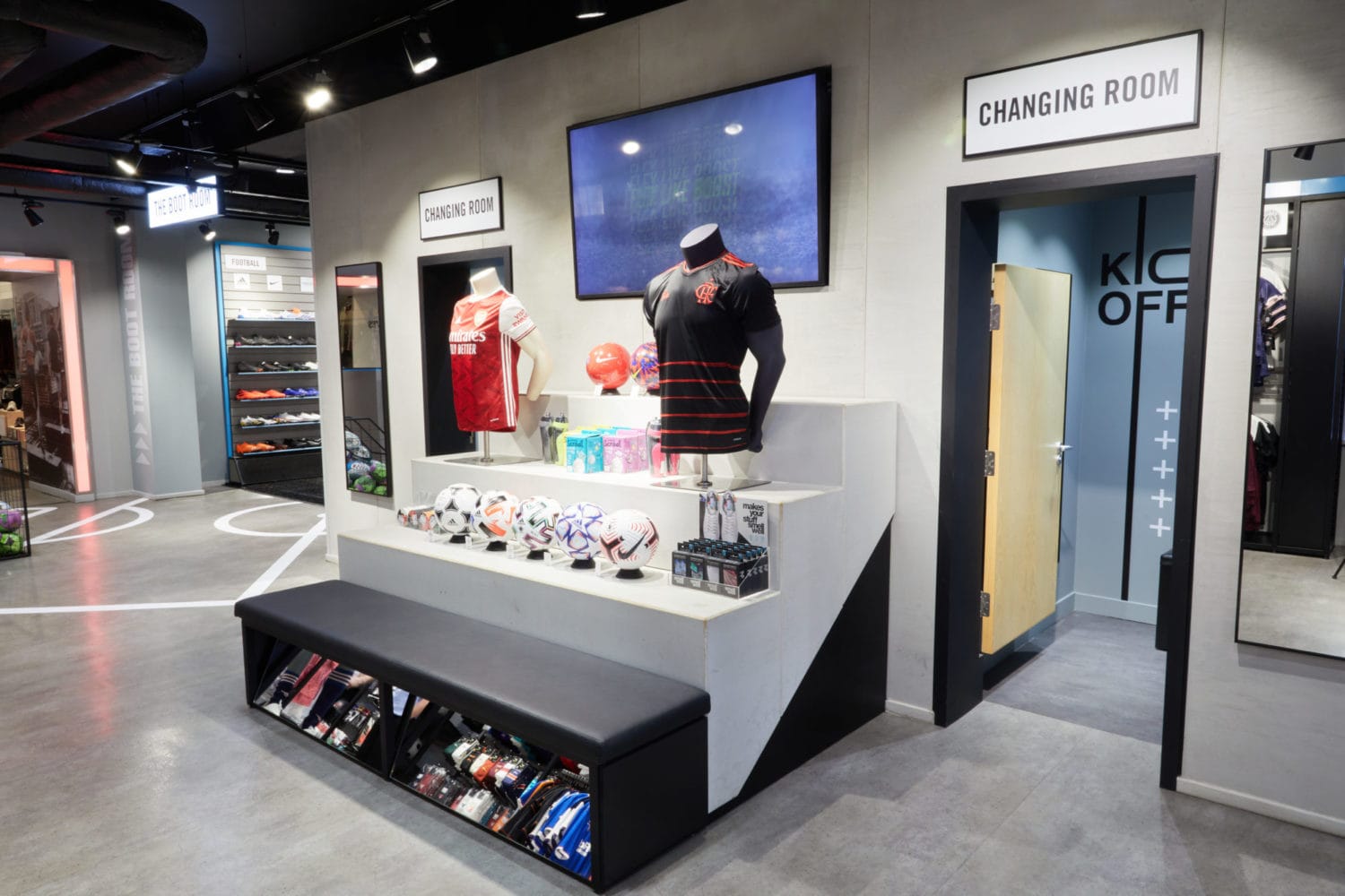 Greaves Sports, Glasgow - Design4Retail‎